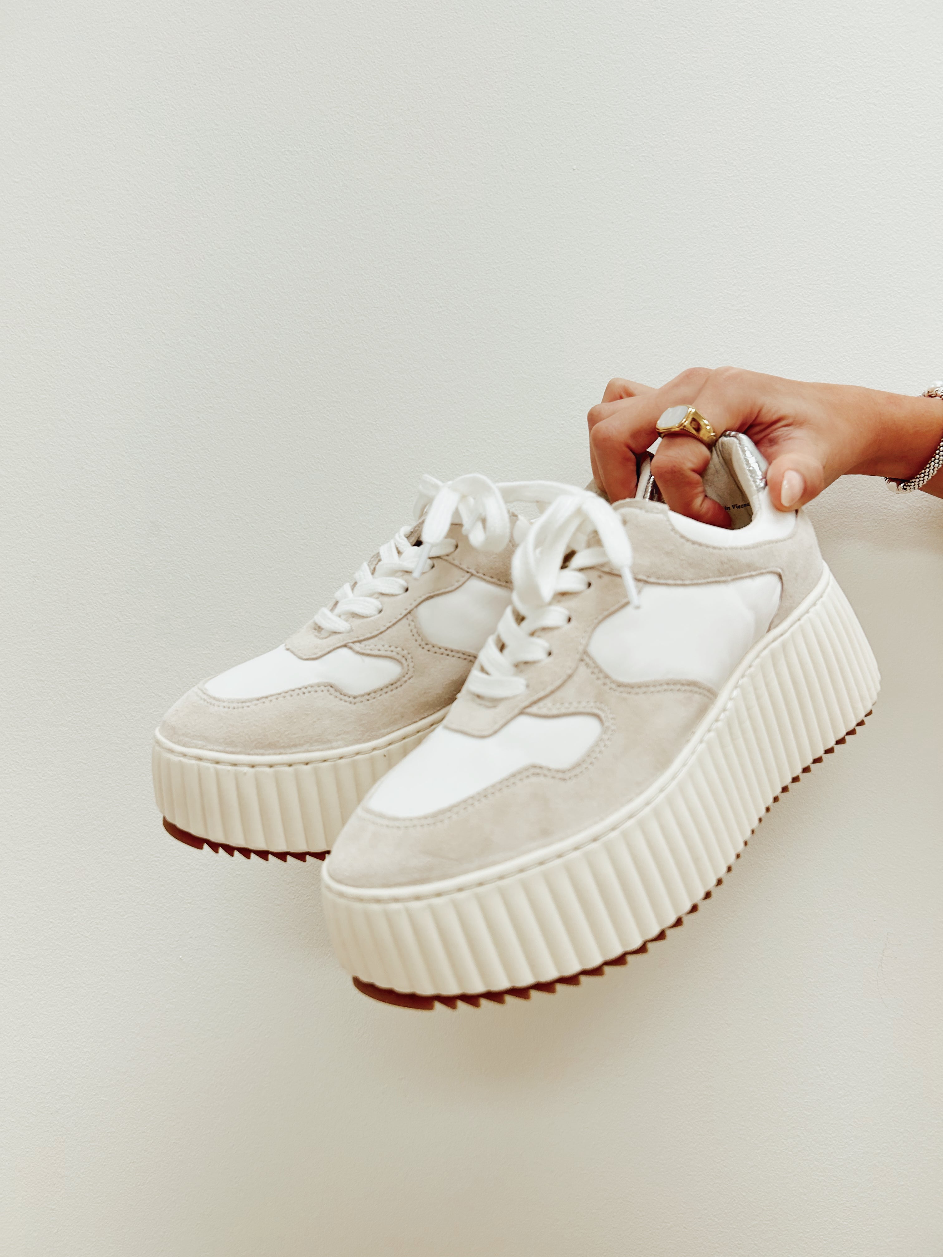 SHOES – SteamRoller Blues Jonesboro